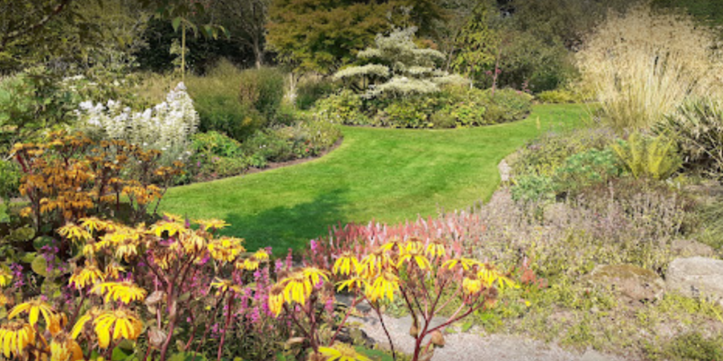 Bluebell Cottage Gardens - Visiting? All YOU need to know!